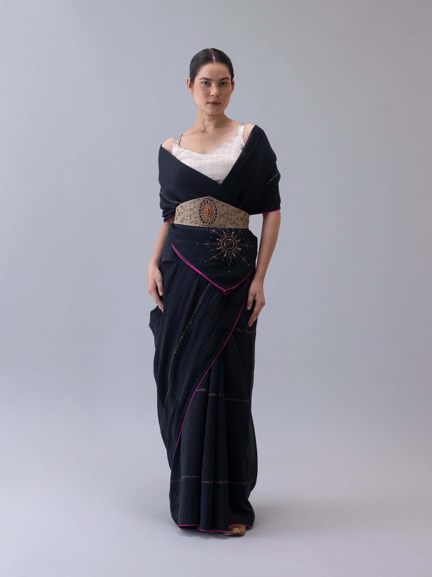 Gyanak Black Saree – Shades of India Crafts PVT LTD